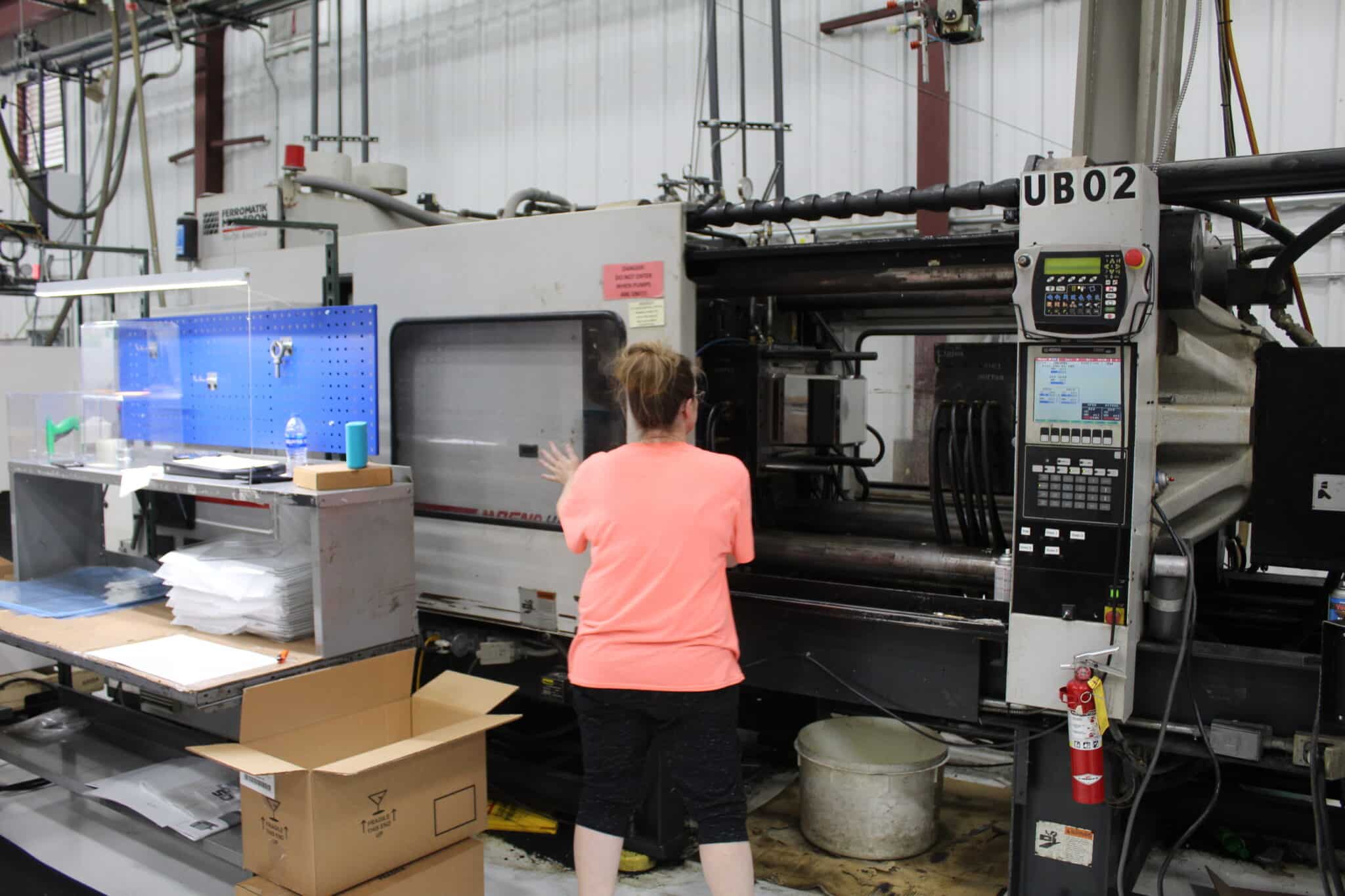 6 Things To Get An Accurate Custom Plastic Injection Molding Quote