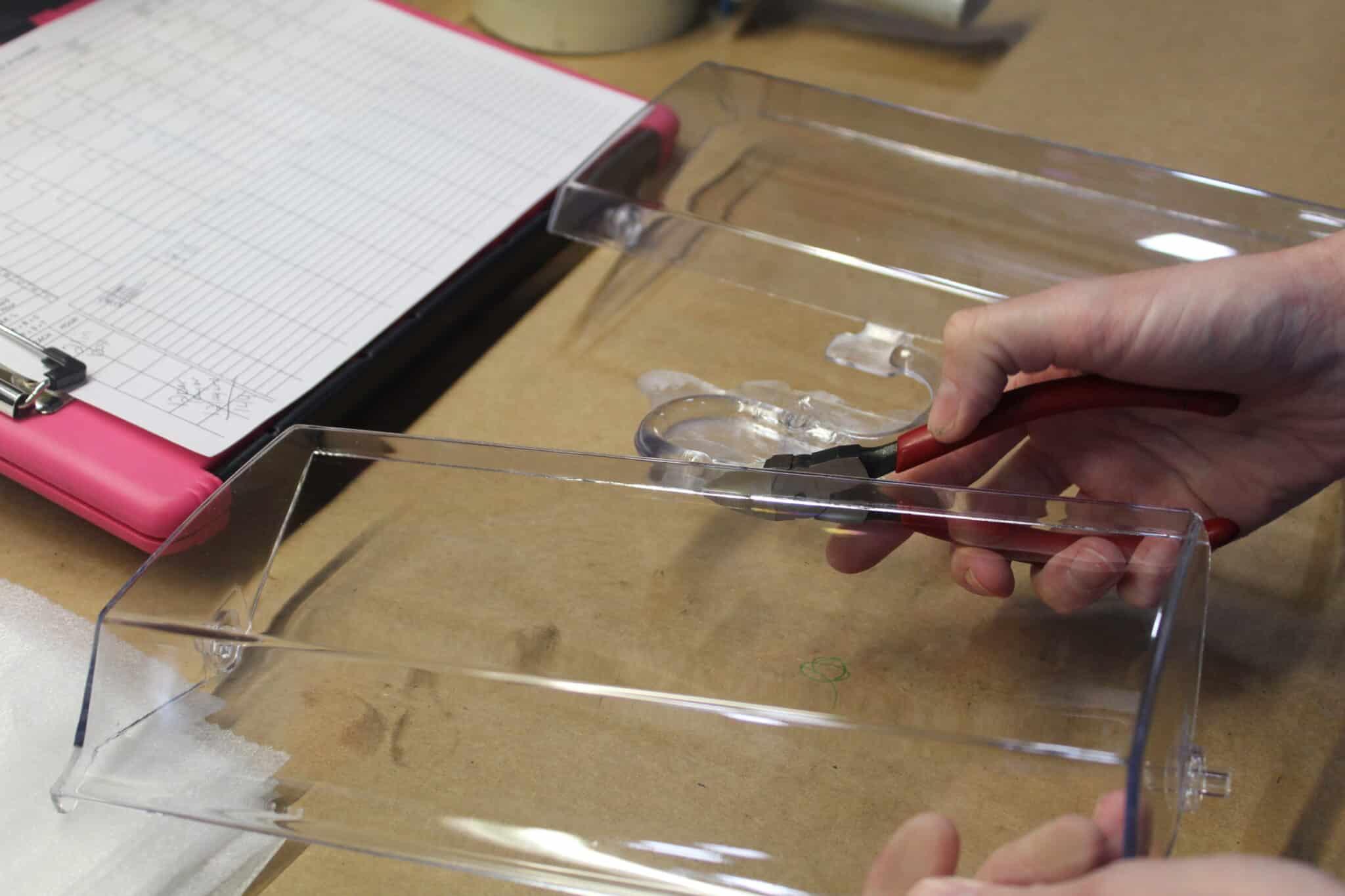 6 Things To Get An Accurate Custom Plastic Injection Molding Quote